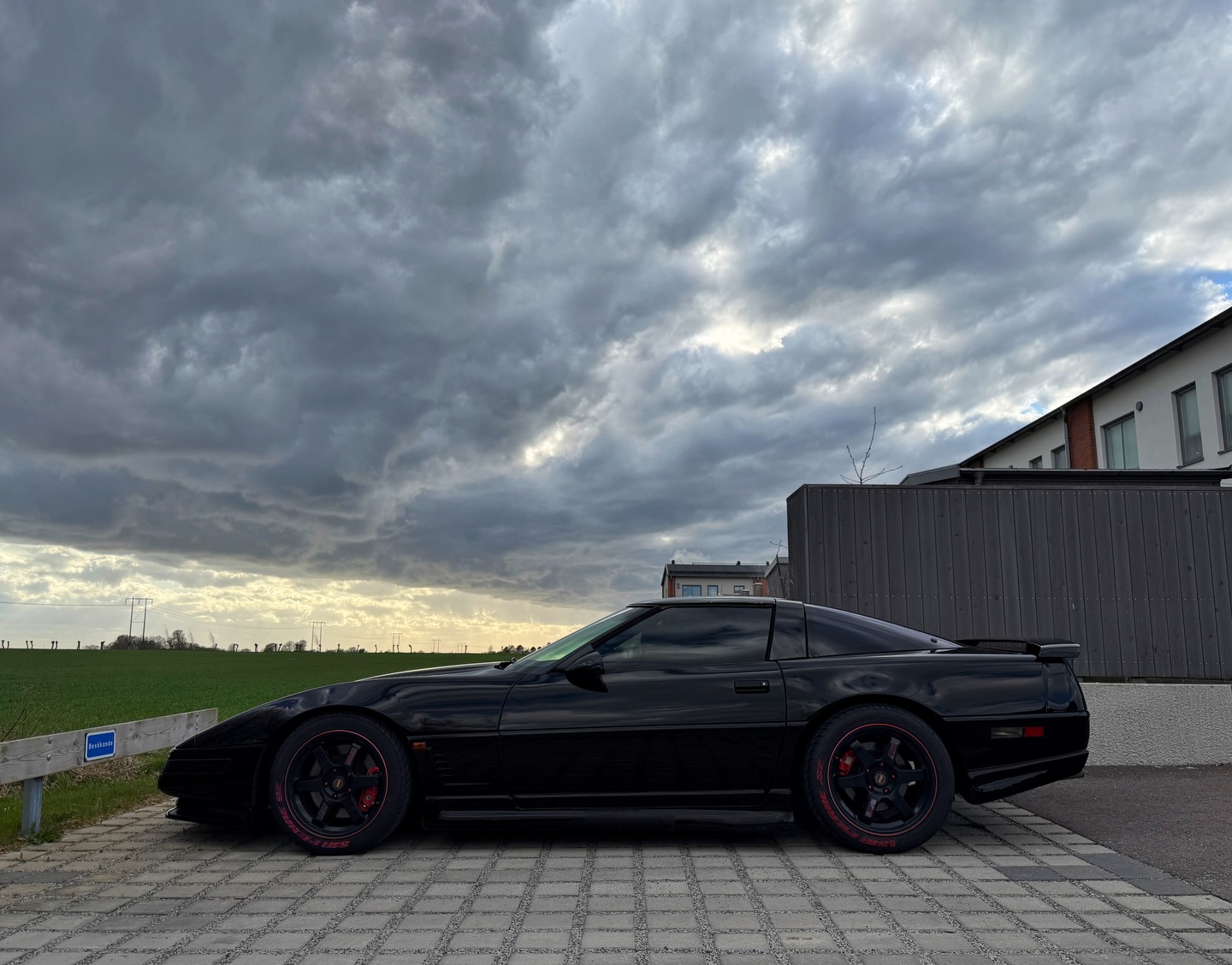 Gunther Werks F-26 : New 1067bhp Porsche 911 Slantnose! '80s Hero ...